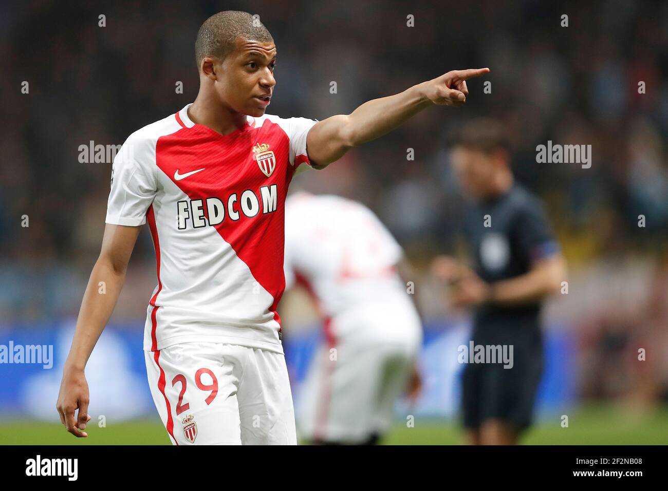 Kylian mbappe lottin -Fotos und -Bildmaterial in hoher Auflösung – Alamy