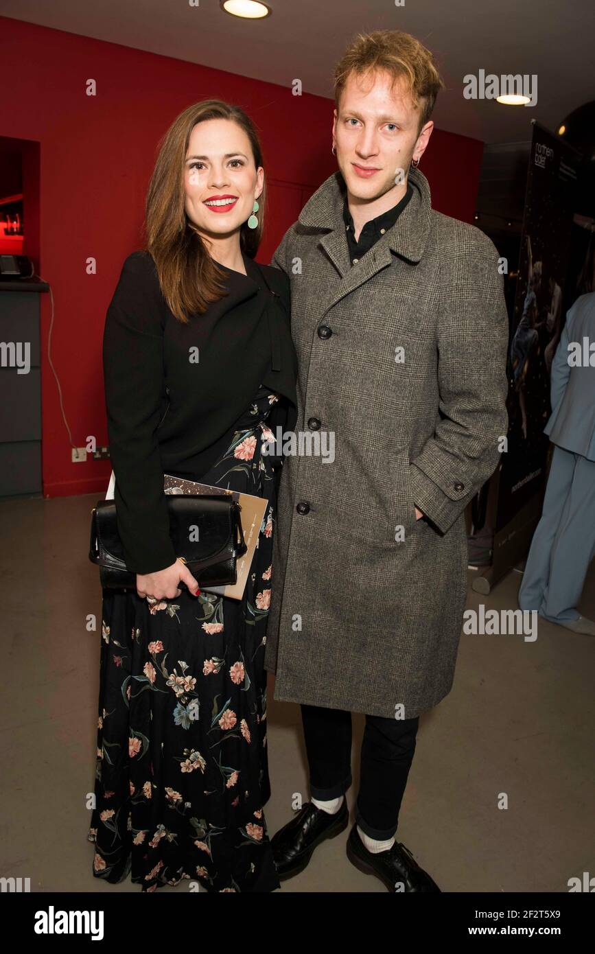 Hayley Atwell und Gast besuchen Northern Ballet's Great Gatsby Opening ...