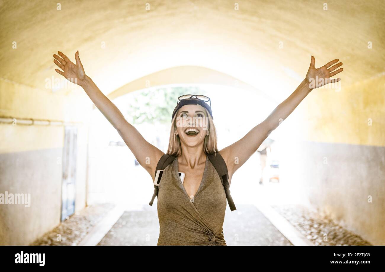 Reise influencer -Fotos und -Bildmaterial in hoher Auflösung – Alamy