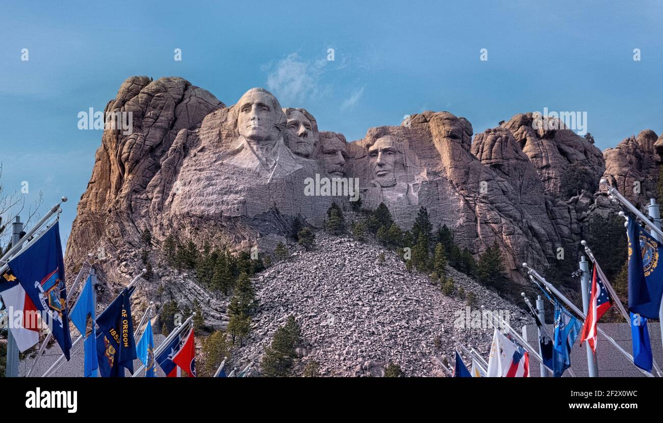Mount rushmore sculptures of presidents george washington -Fotos und ...