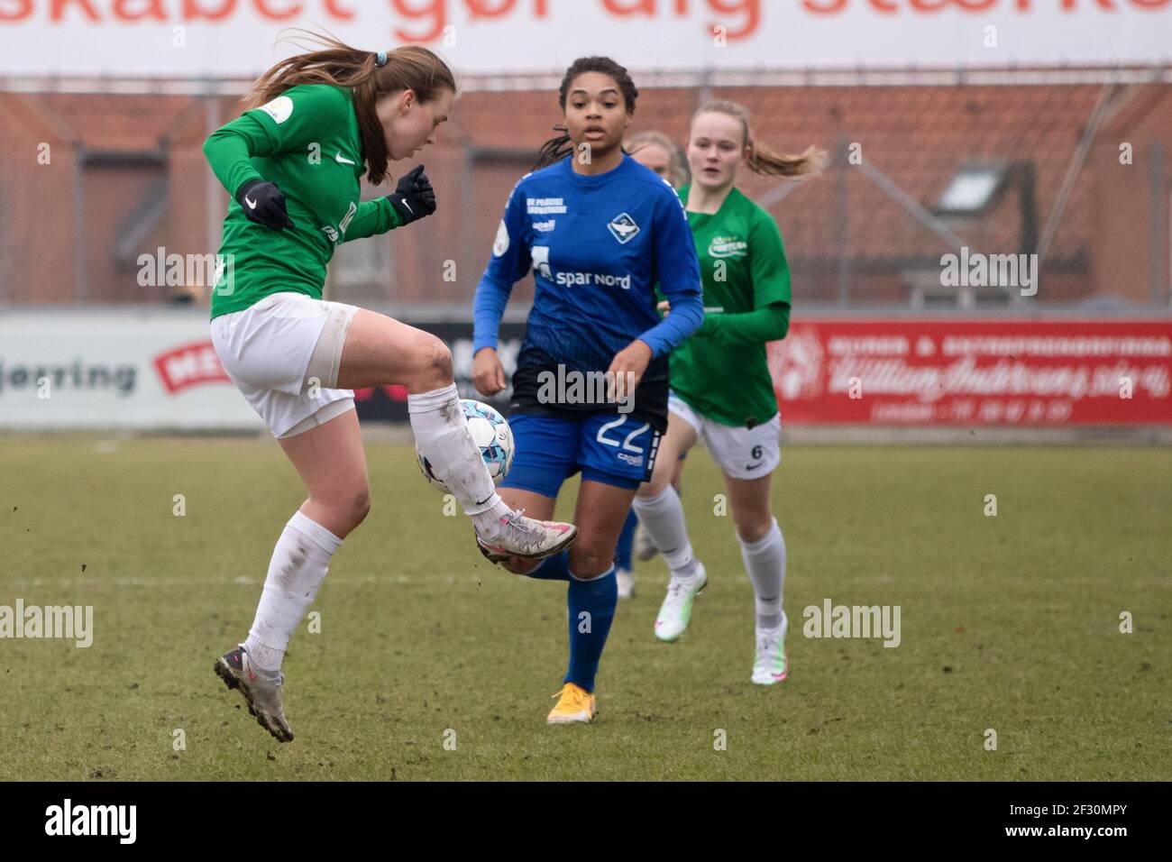 Isabella fortuna -Fotos und -Bildmaterial in hoher Auflösung – Alamy