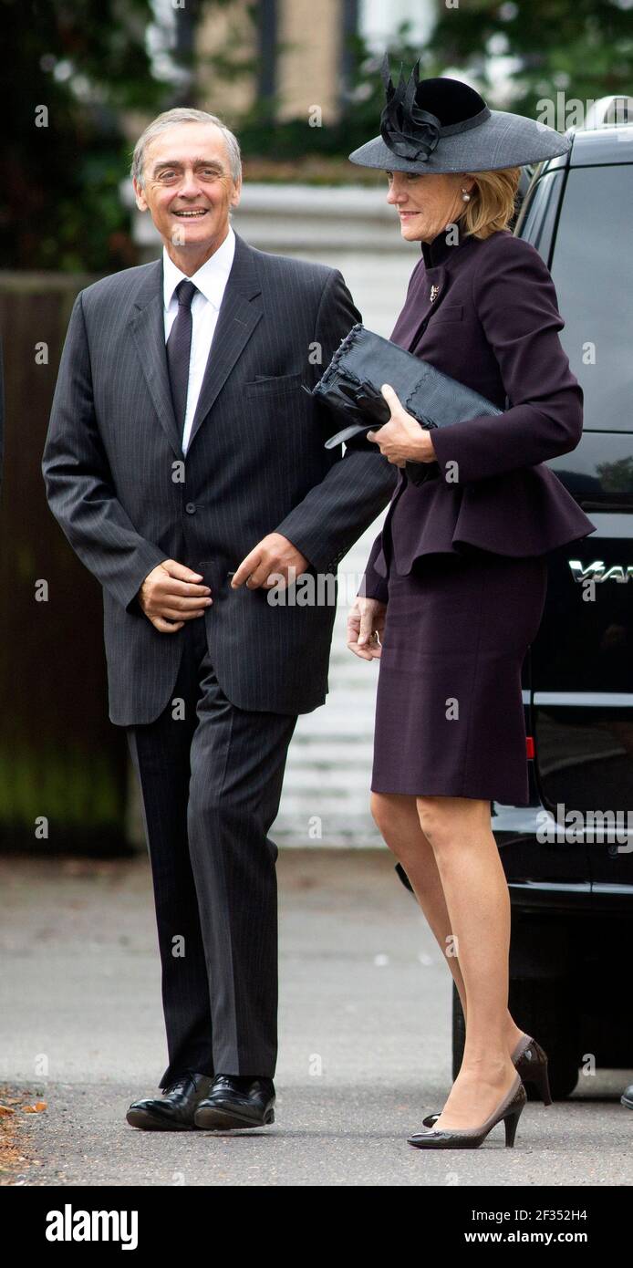 Datei Bild zeigt: Duke Westminster (6th) mit Gerald Grosvenor Ehefrau ...