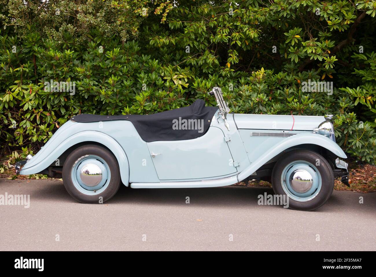 Singer car club -Fotos und -Bildmaterial in hoher Auflösung – Alamy