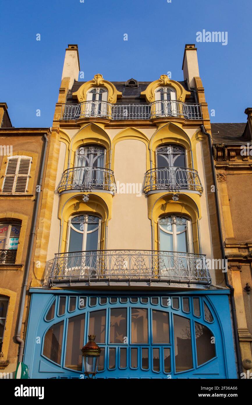 Art nouveau architecture france -Fotos und -Bildmaterial in hoher ...