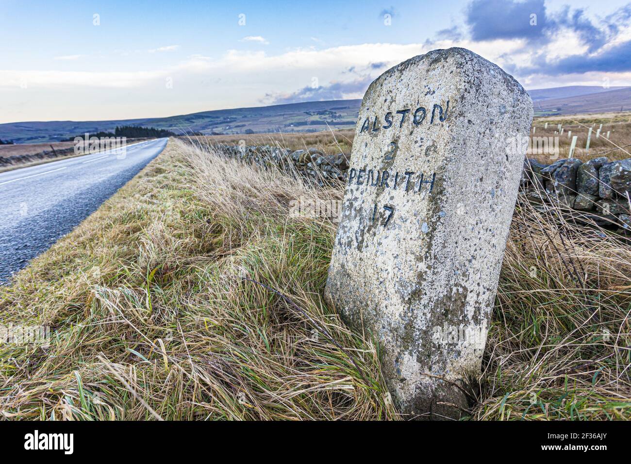 Meilensteine meilensteine -Fotos und -Bildmaterial in hoher Auflösung ...