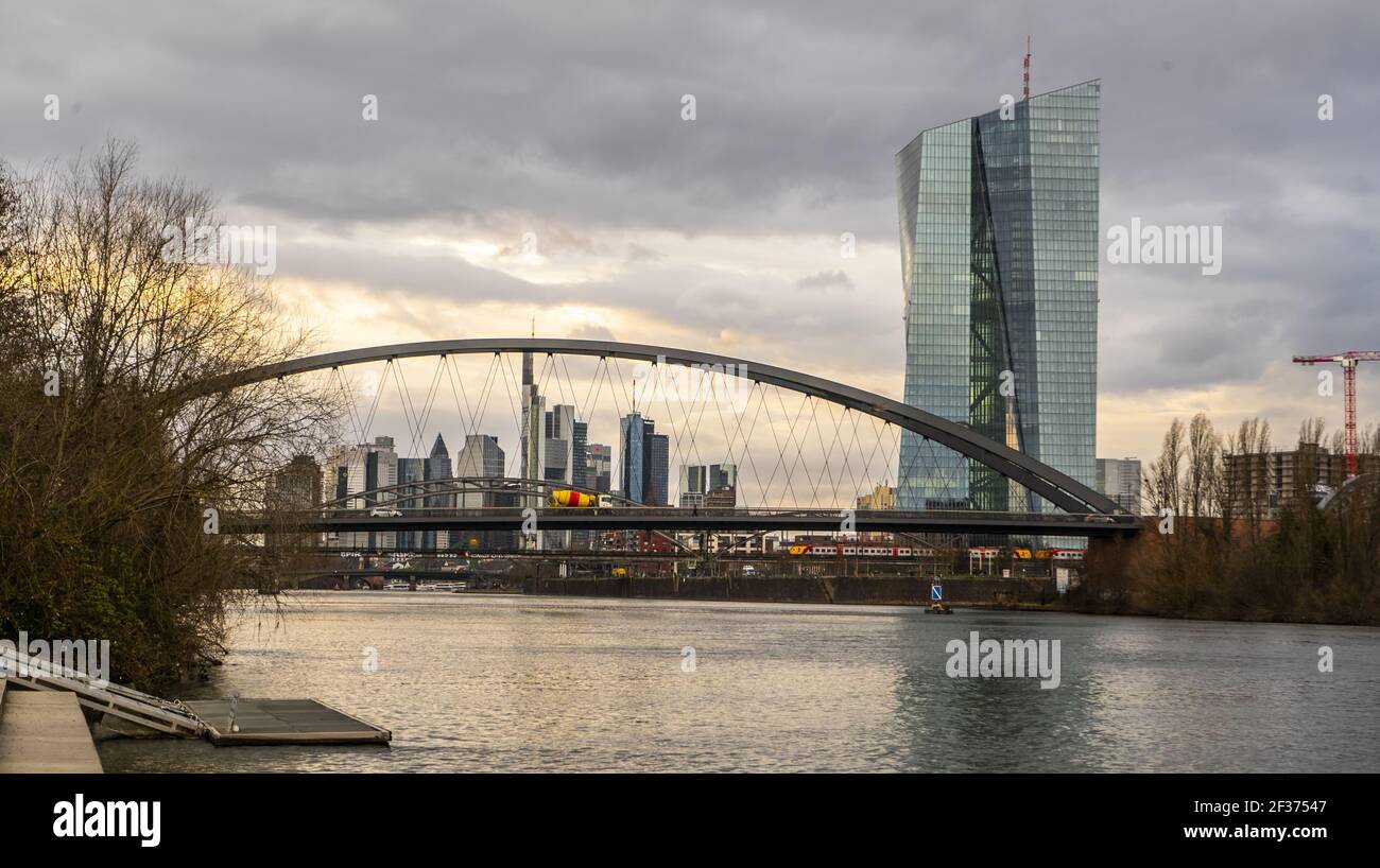 Tower Ezb Frankfurt Stockfotos und -bilder Kaufen - Alamy
