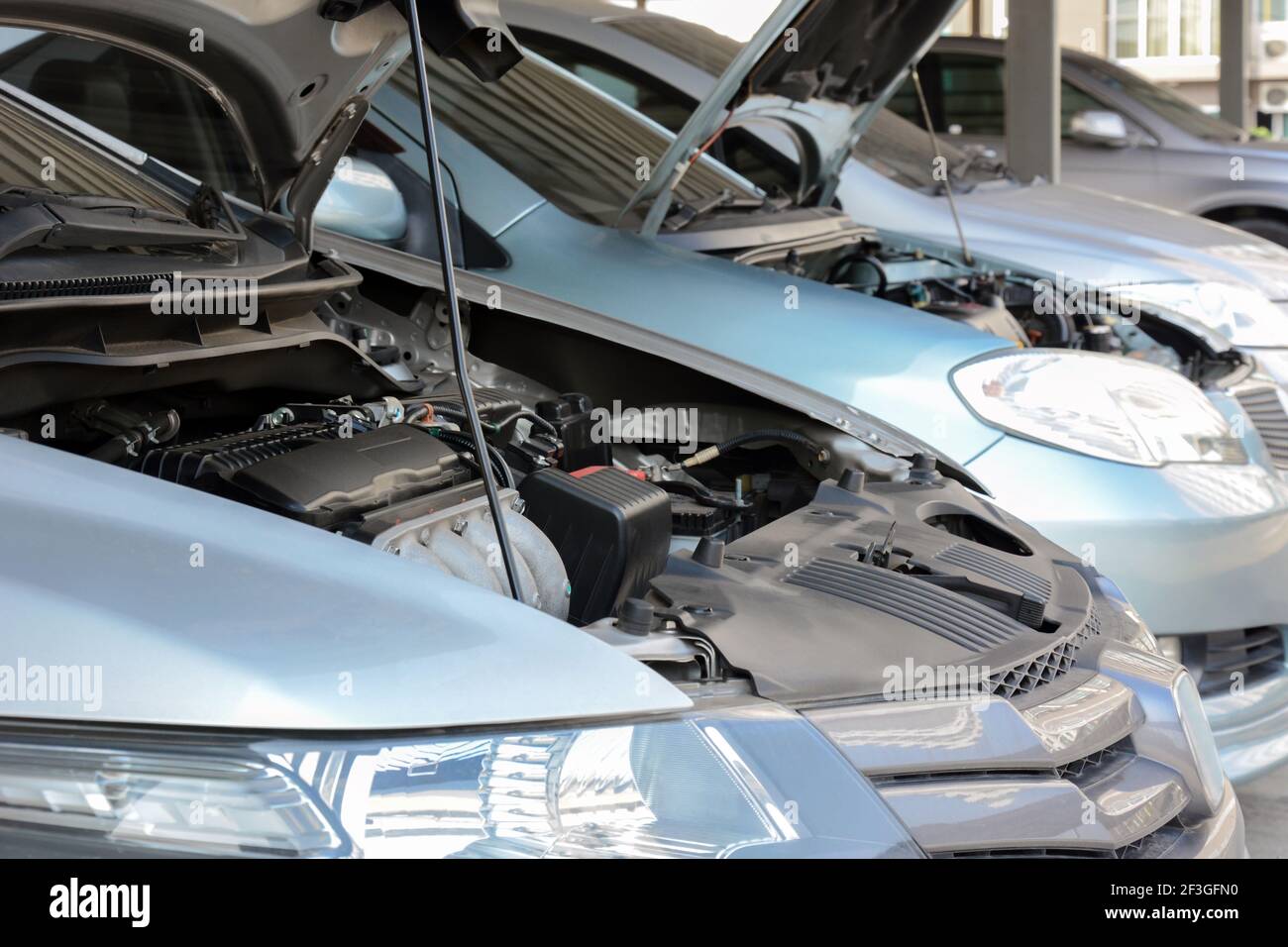 Transport automobil -Fotos und -Bildmaterial in hoher Auflösung – Alamy