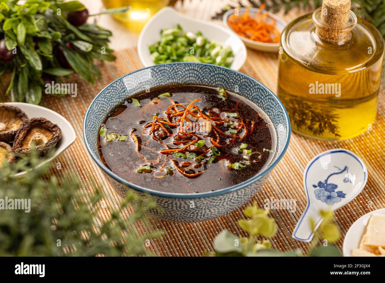 Scharf scharfe suppe -Fotos und -Bildmaterial in hoher Auflösung – Alamy