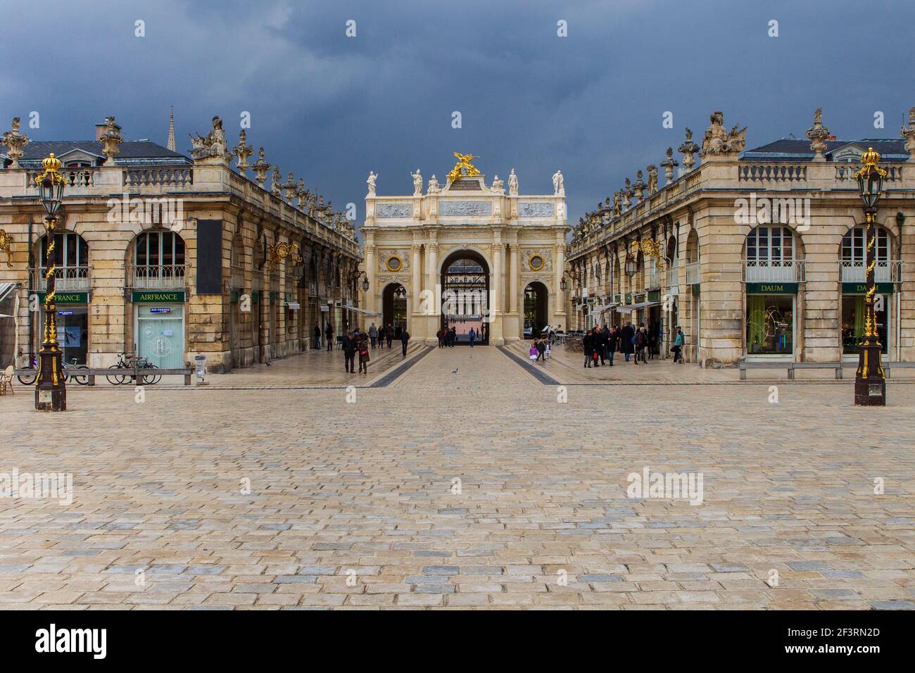 Architektur platzieren -Fotos und -Bildmaterial in hoher Auflösung – Alamy