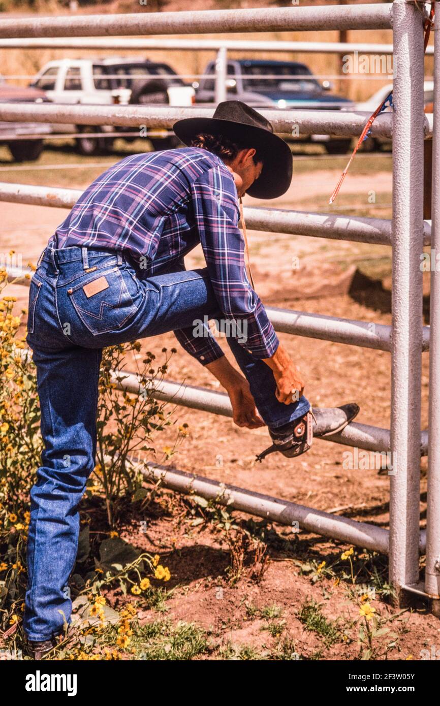 Usa kleinstadt western rodeo -Fotos und -Bildmaterial in hoher ...