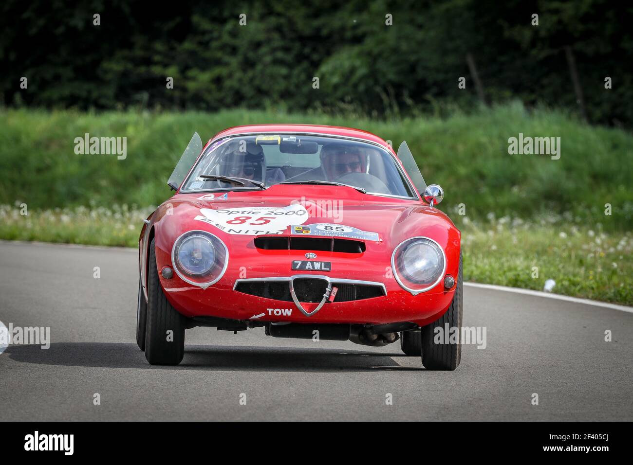 Alfa romeo giulia 2000 -Fotos und -Bildmaterial in hoher Auflösung – Alamy