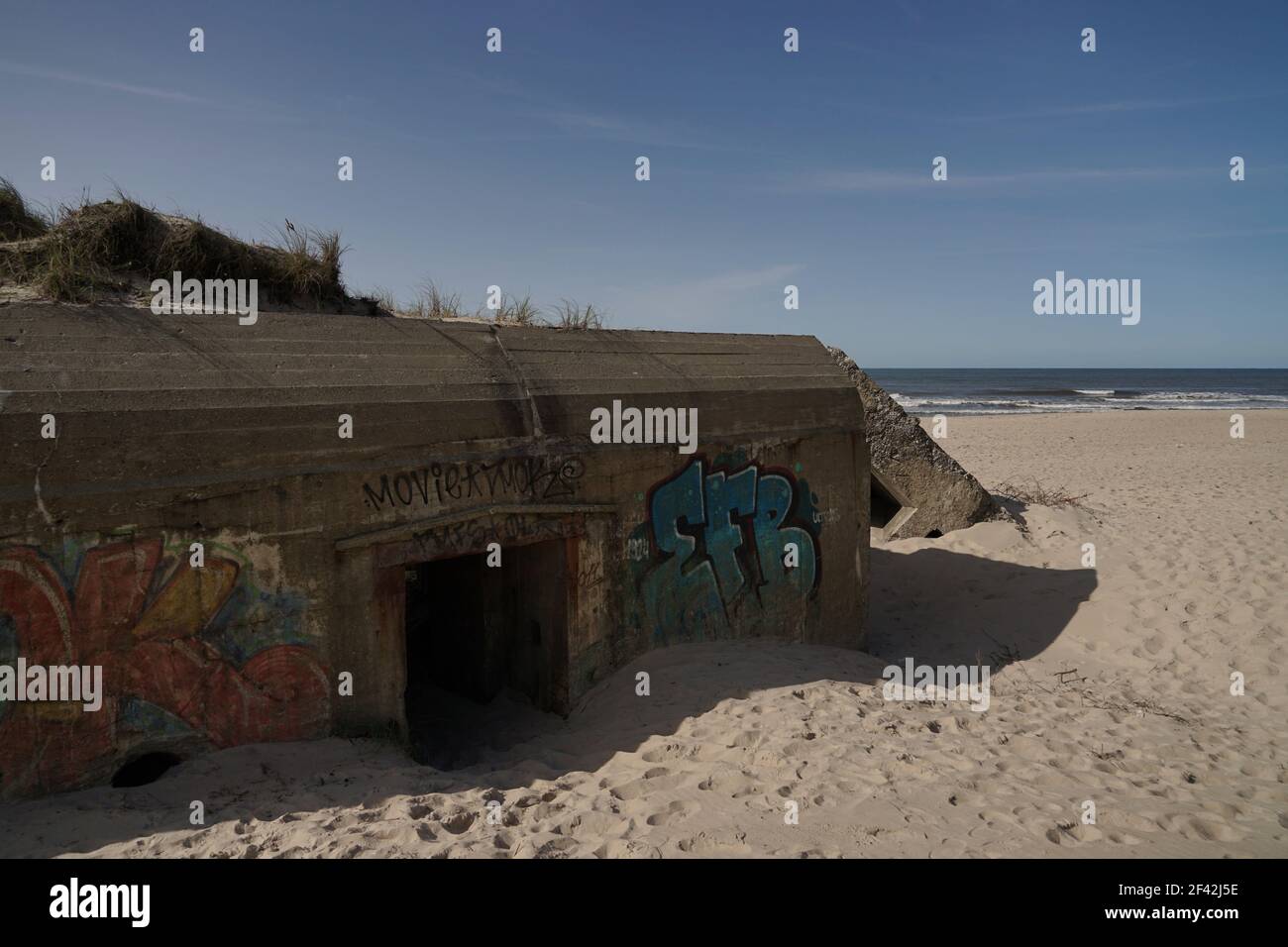Bunkerruine am Strand bei Houvig, Jütland, Dänemark Stockfotografie - Alamy