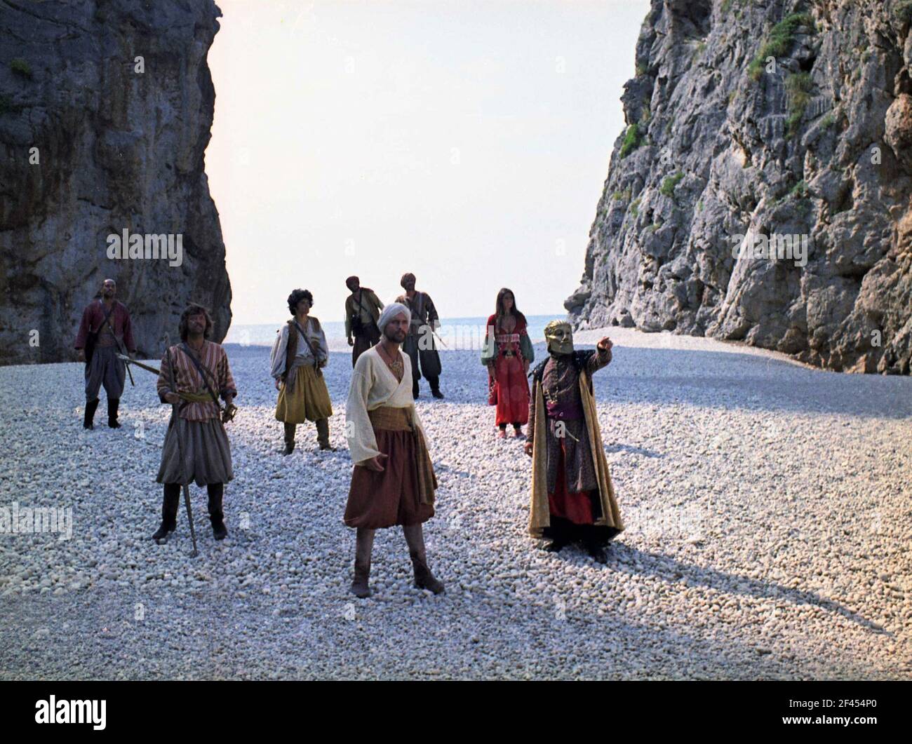 Caroline munro john phillip gesetz -Fotos und -Bildmaterial in hoher ...