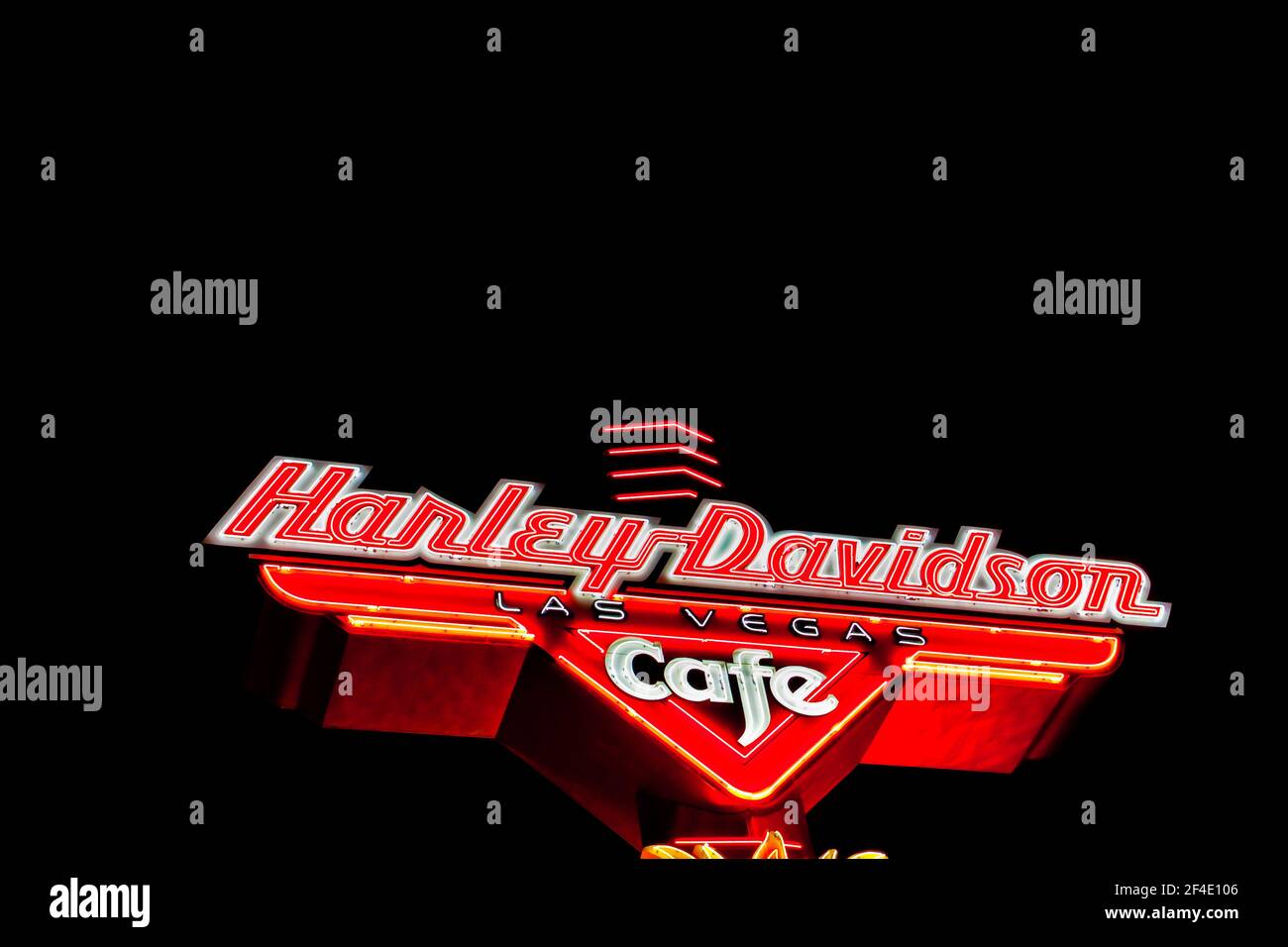 Harley davidson abenteuer -Fotos und -Bildmaterial in hoher Auflösung ...