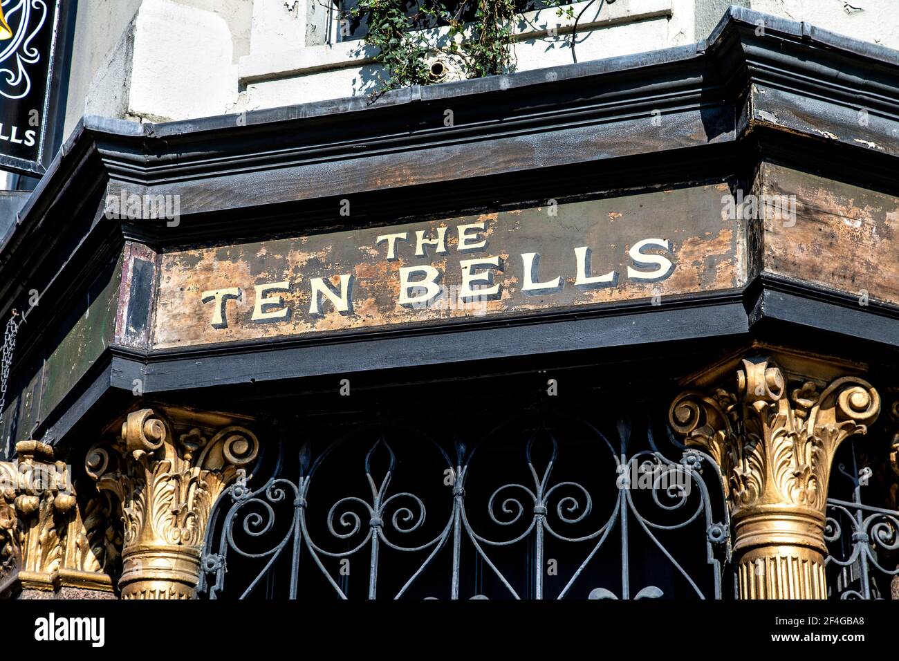 Spitalfields zehn glocken pub -Fotos und -Bildmaterial in hoher ...