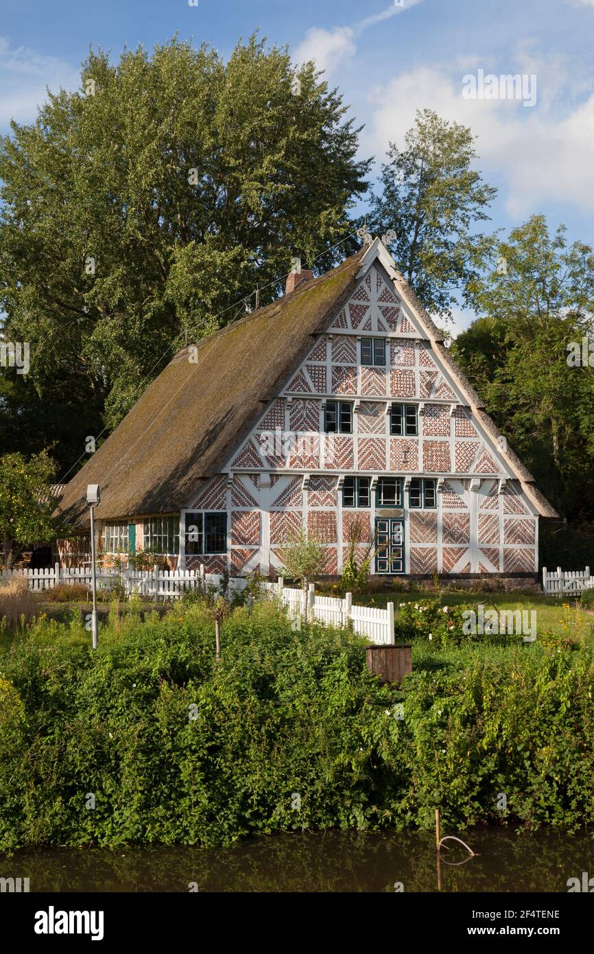 Altlaender bauernhaus -Fotos und -Bildmaterial in hoher Auflösung – Alamy
