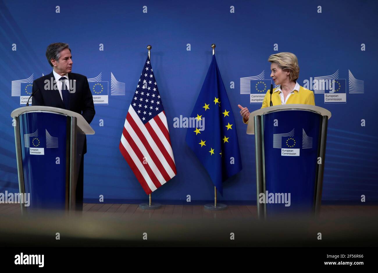 Ursula andress -Fotos und -Bildmaterial in hoher Auflösung – Alamy