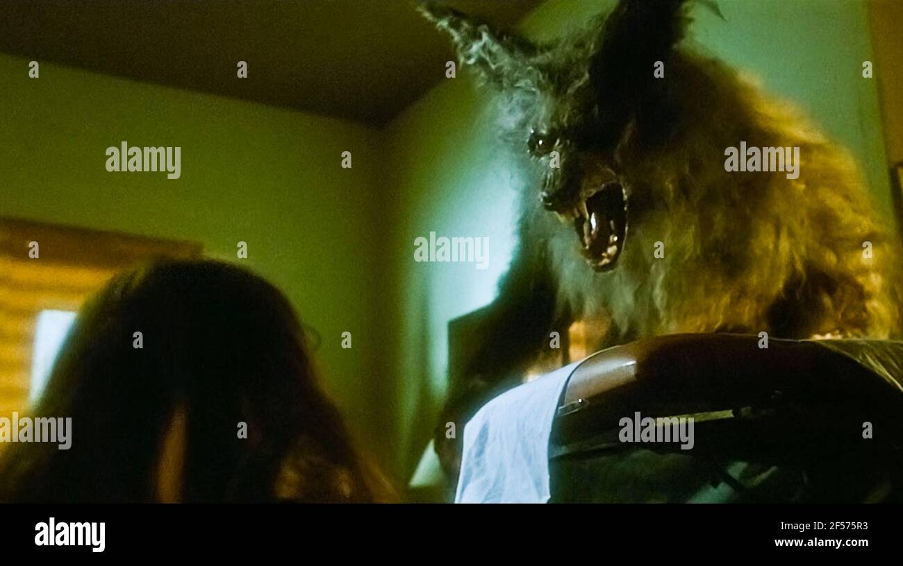 USA. Belinda Balaski und Robert Picardo in einer Szene der (C)AVCO ...