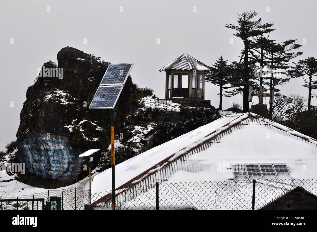 Zehntausend kiefernberg -Fotos und -Bildmaterial in hoher Auflösung – Alamy
