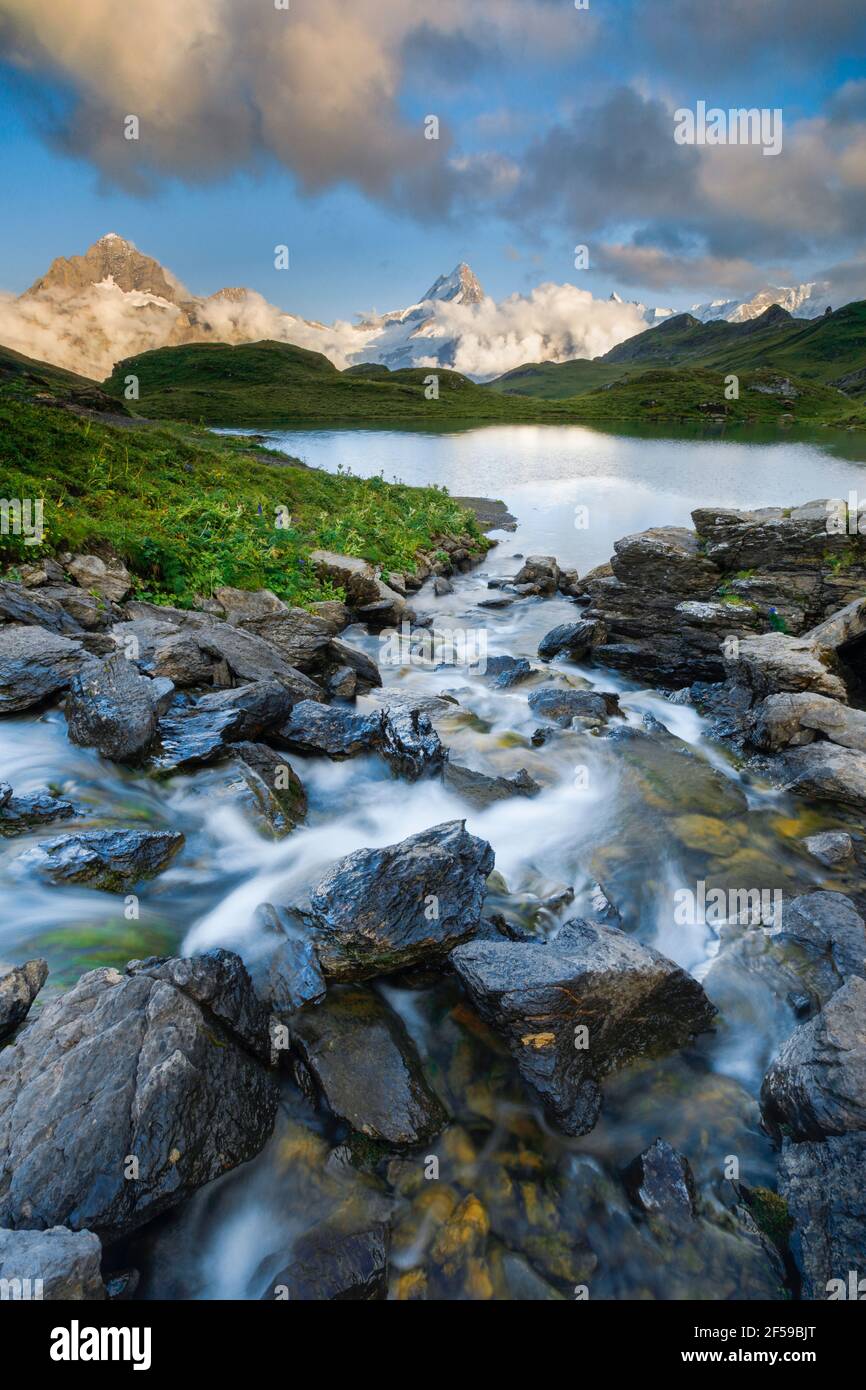 Schreckhorn 4078 m -Fotos und -Bildmaterial in hoher Auflösung – Alamy