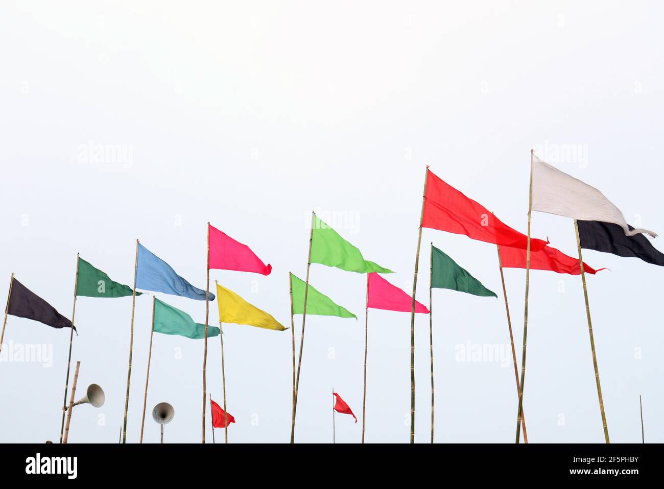 Flagge in der luft -Fotos und -Bildmaterial in hoher Auflösung – Alamy