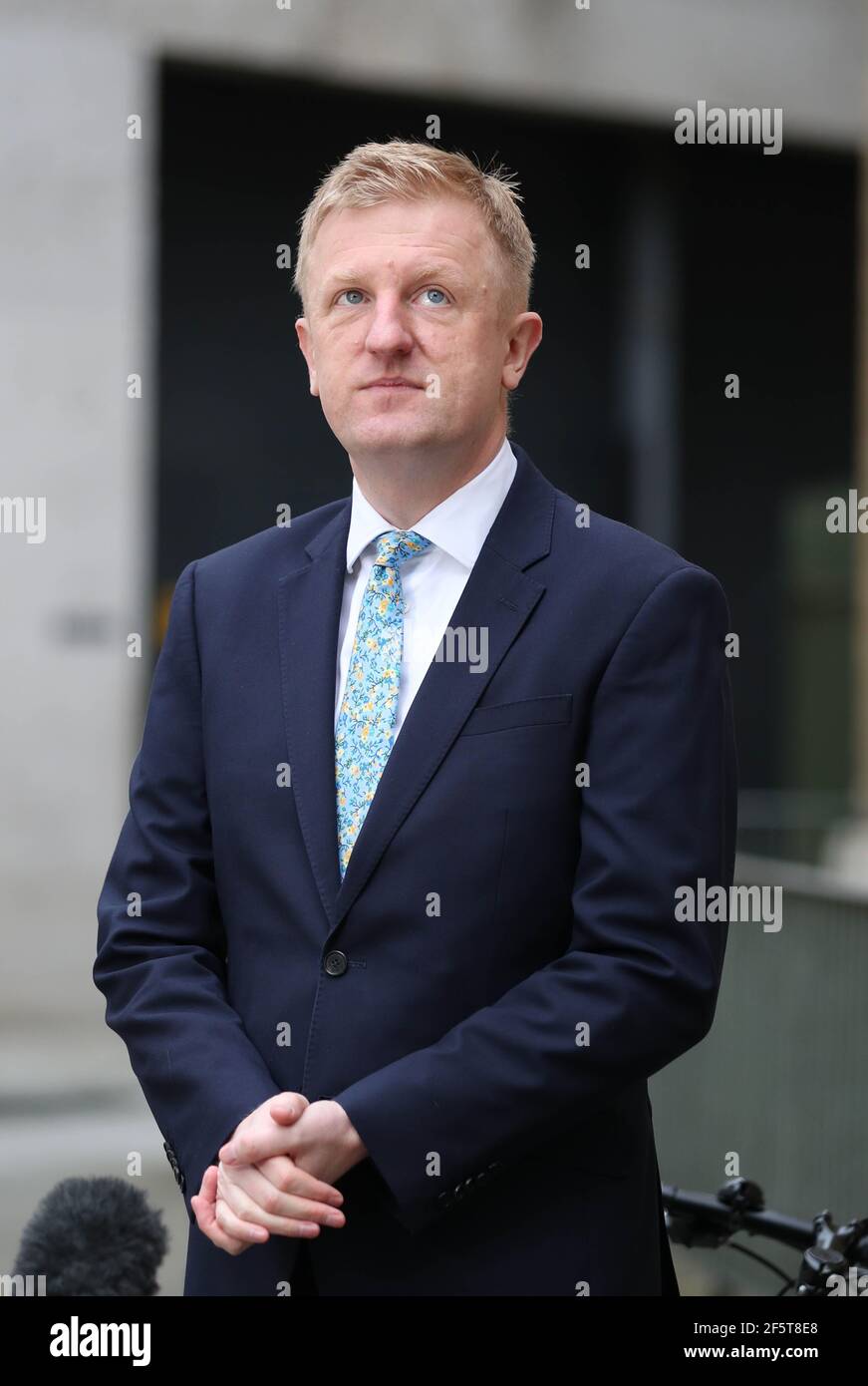 Kultursekretär Oliver Dowden nimmt an einem On-Air-Interview vor dem ...