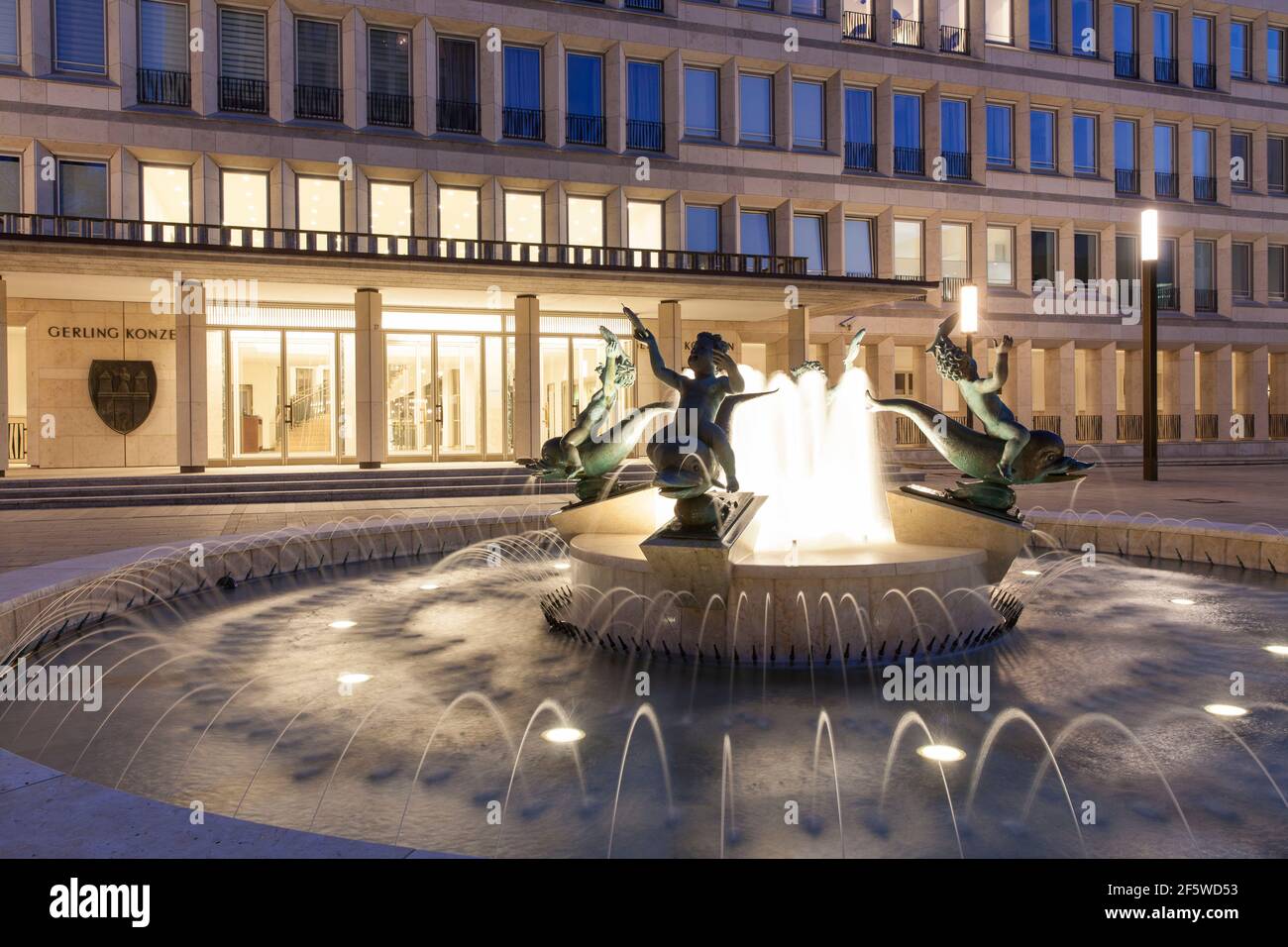 Arno Breker Stockfotos und -bilder Kaufen - Alamy