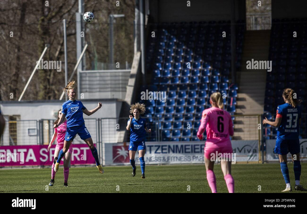 Hoffenheim, Deutschland. März 2021, 28th. Maxi Rall (8) TSG Hoffenheim ...