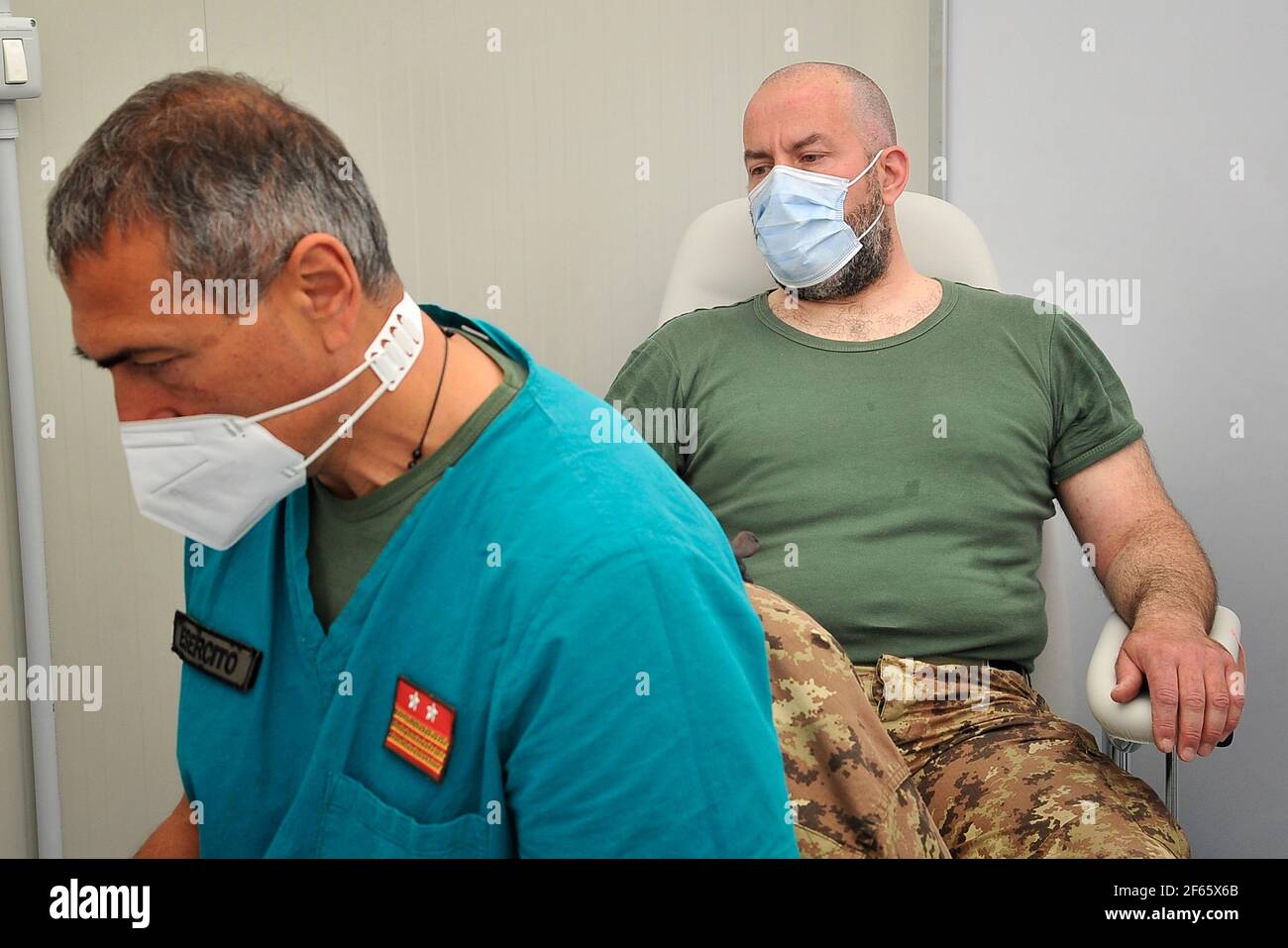 Garibaldi brigade kaserne -Fotos und -Bildmaterial in hoher Auflösung ...