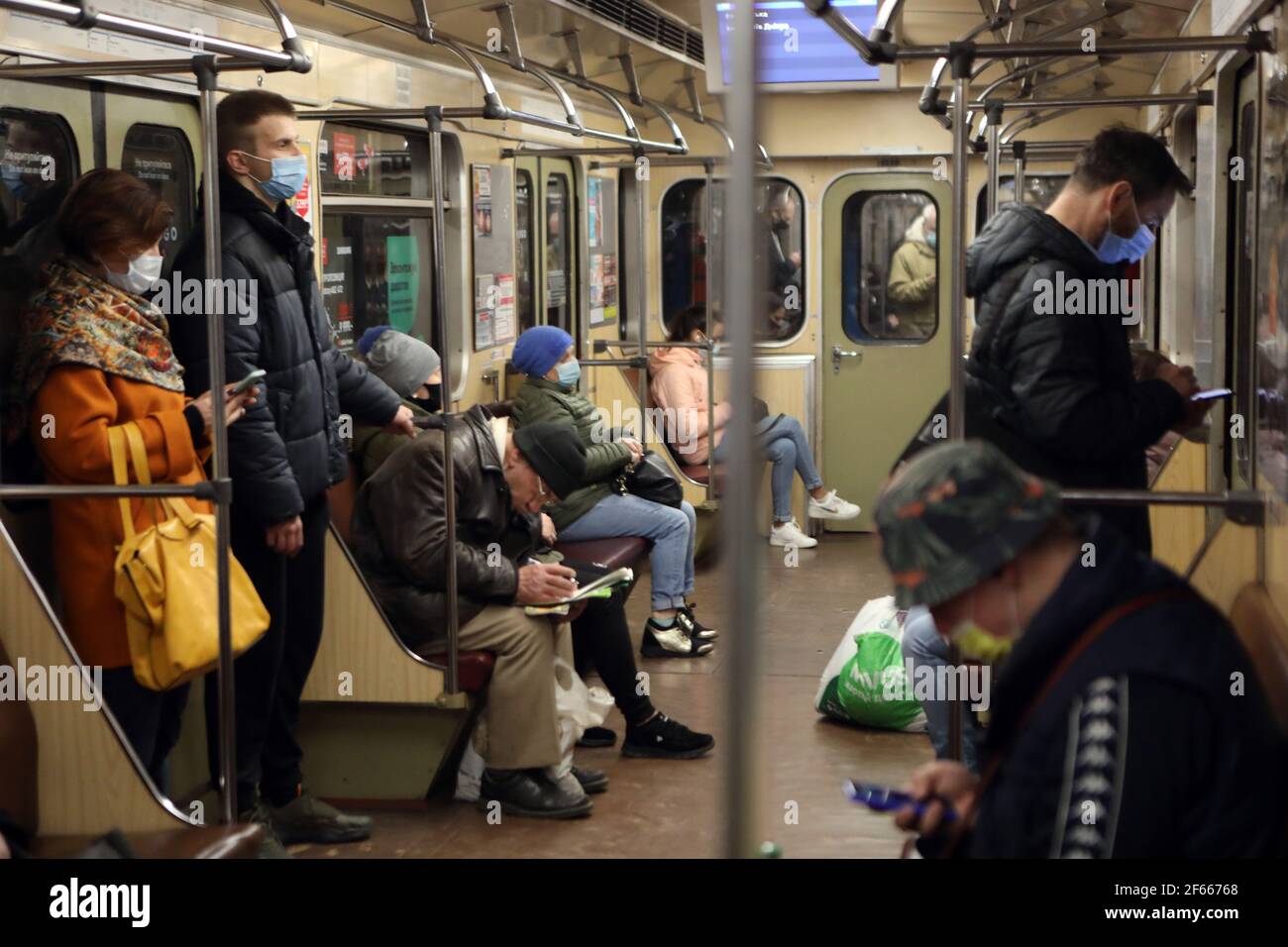 Metro kiew -Fotos und -Bildmaterial in hoher Auflösung – Alamy