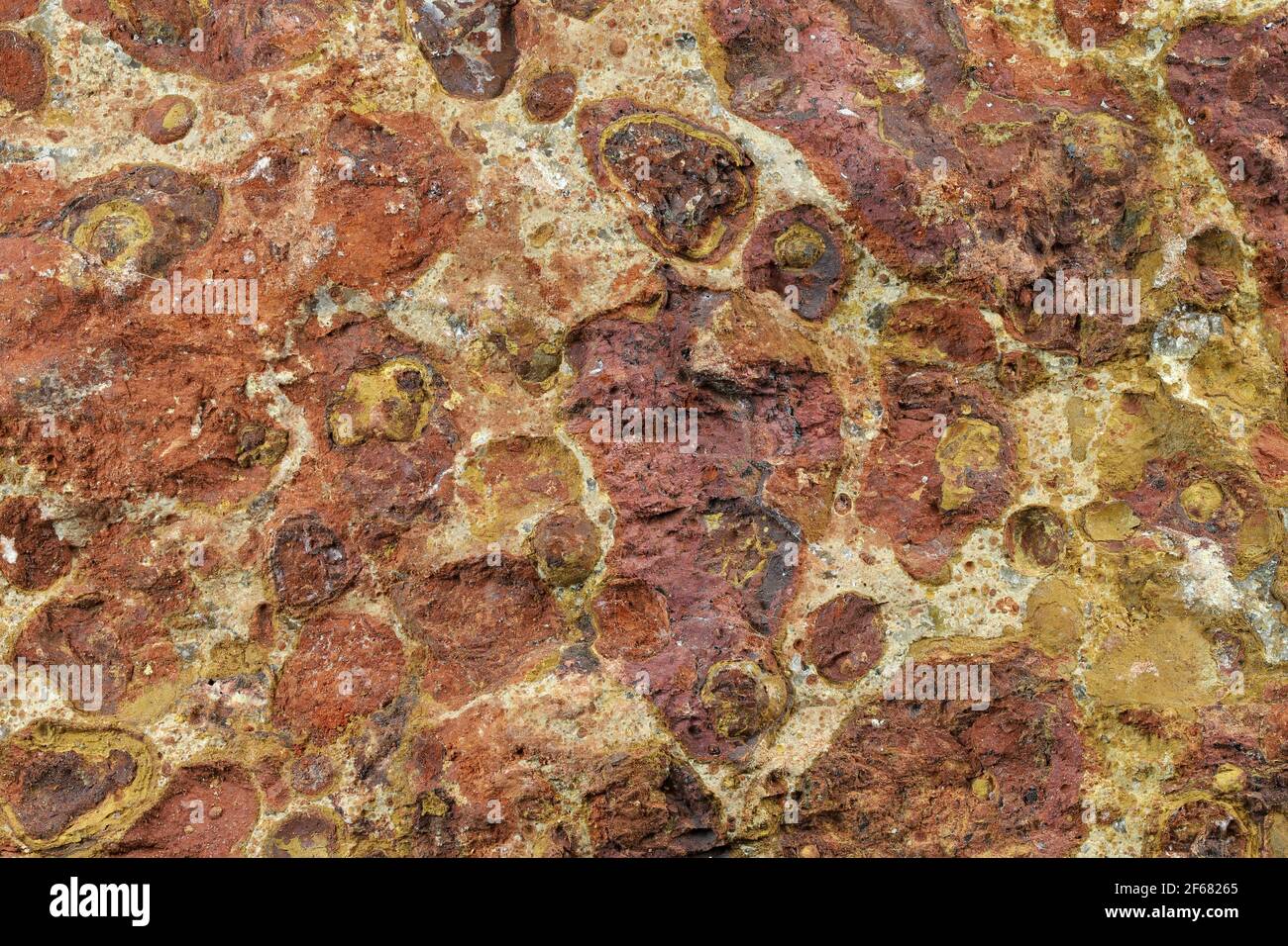 Bauxitmine, die aluminium abbaut -Fotos und -Bildmaterial in hoher ...