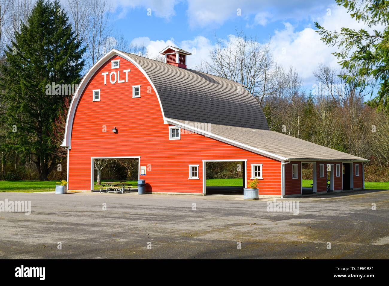 Red Barn und Tierheim im toll McDonald Park in Carnation Washington ...