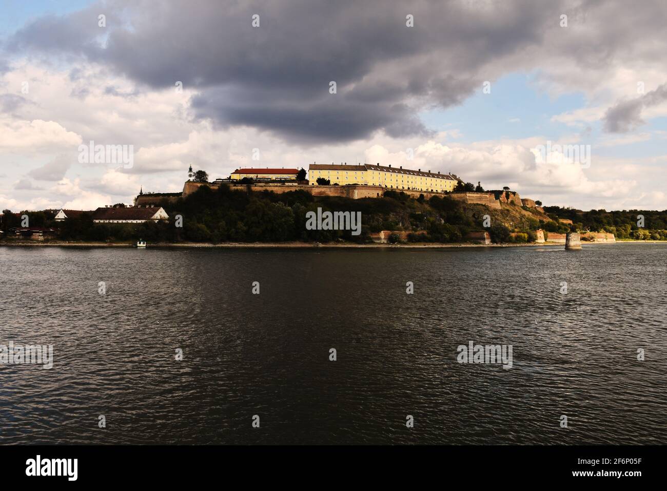 Ww2 flussfestung -Fotos und -Bildmaterial in hoher Auflösung – Alamy
