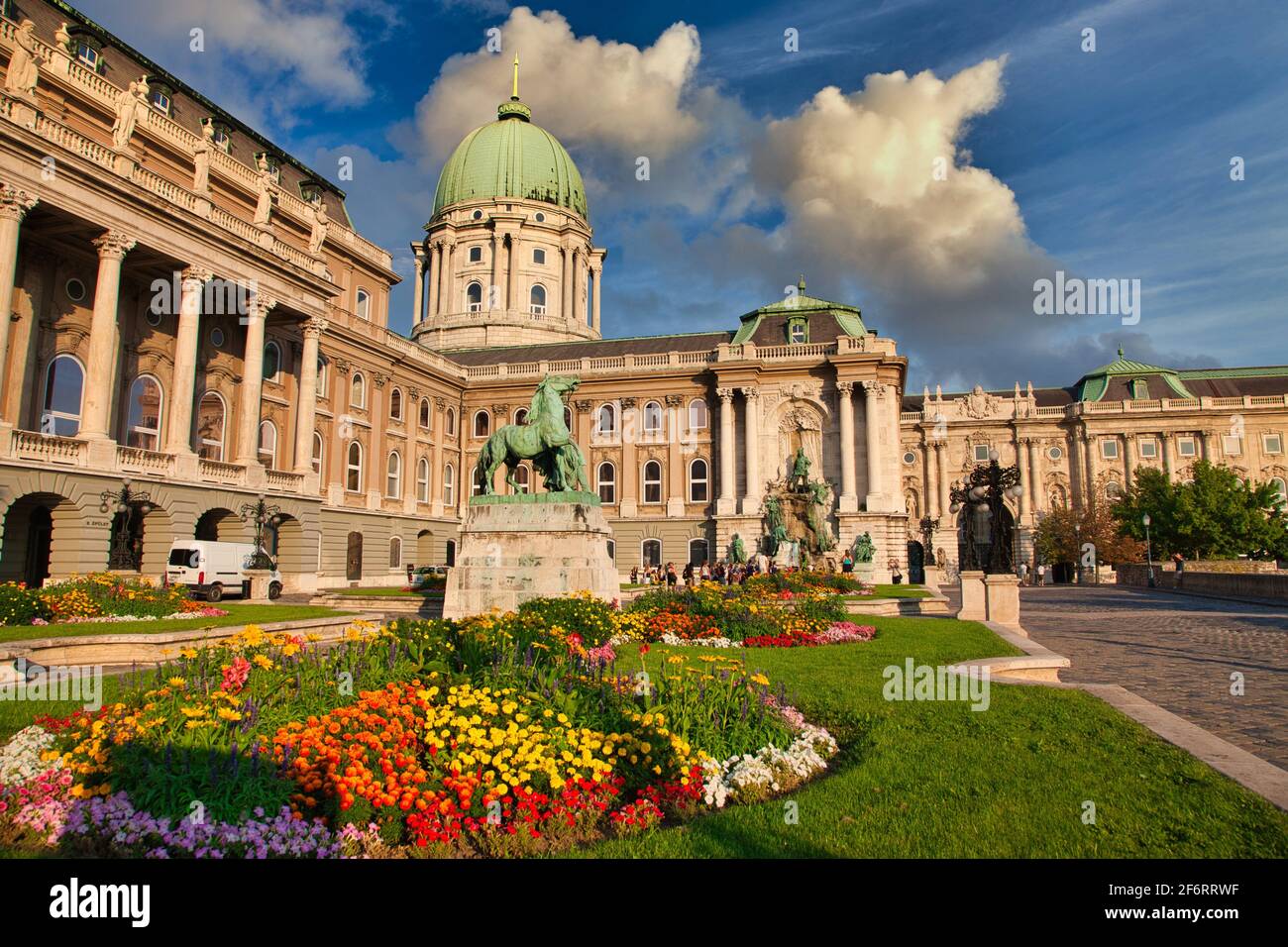 Buda königspalast -Fotos und -Bildmaterial in hoher Auflösung – Alamy