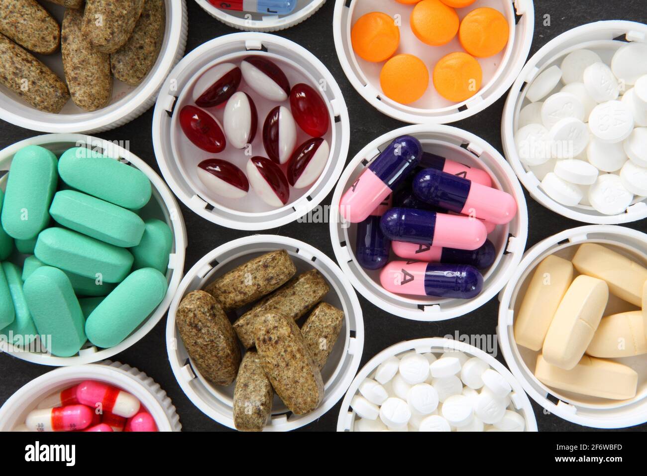 Pille gesundheitswesen und medizin -Fotos und -Bildmaterial in hoher ...