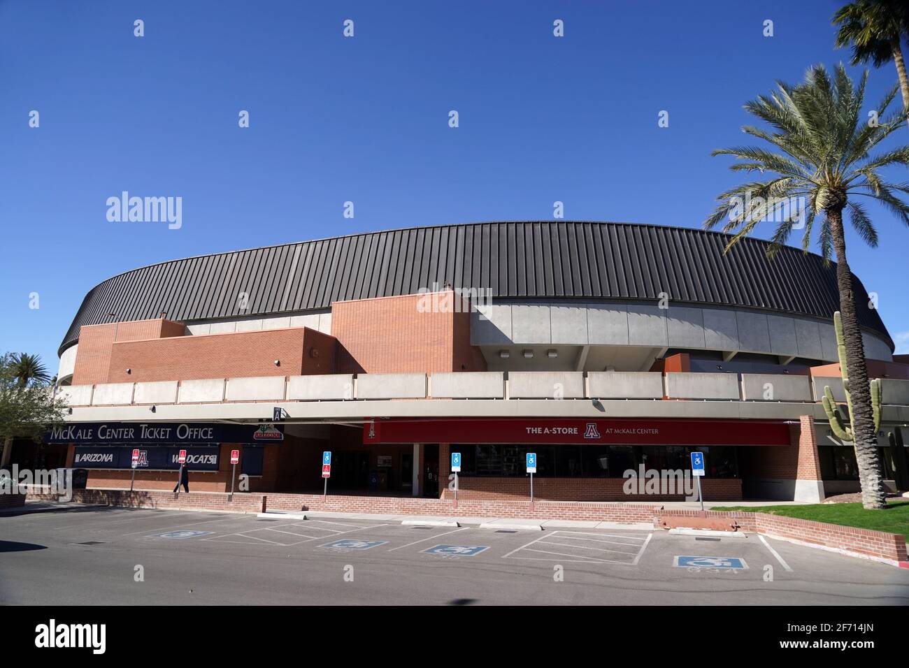 Mckale center -Fotos und -Bildmaterial in hoher Auflösung – Alamy