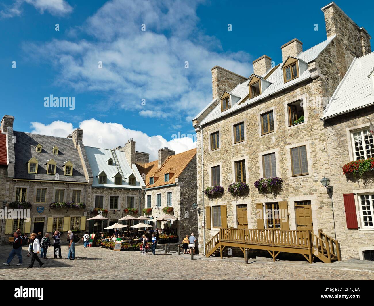 Buildings 1750 history historical -Fotos und -Bildmaterial in hoher ...