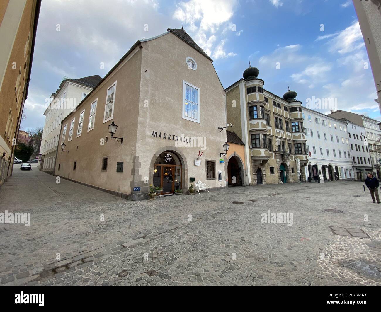 Linz, Österreich - April 3 2021: Die Altstadt von Linz mit ihrem ...