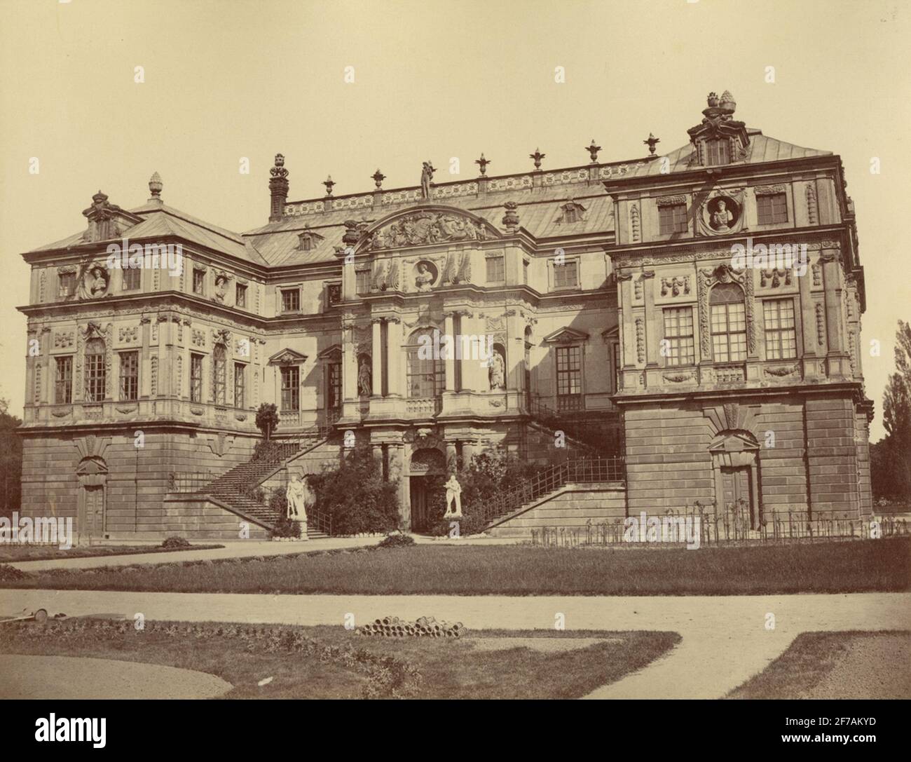 Großer garten dresden -Fotos und -Bildmaterial in hoher Auflösung – Alamy