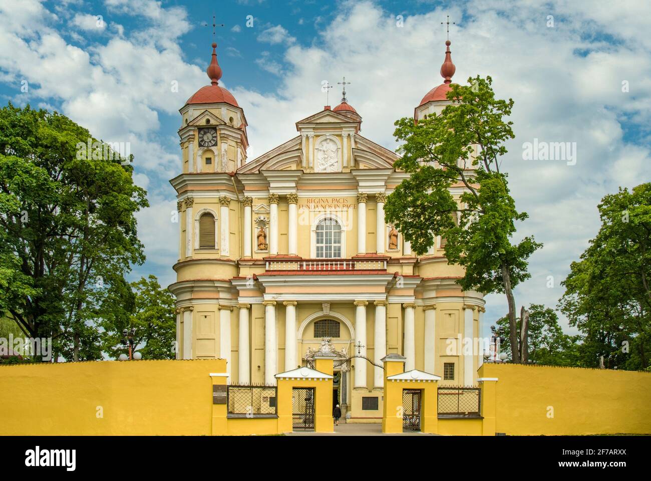 Peter und paul kirche vilnius -Fotos und -Bildmaterial in hoher Auflösung – Alamy