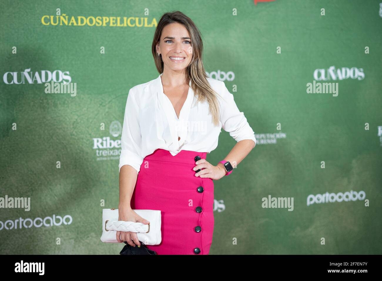 Flora fernandez -Fotos und -Bildmaterial in hoher Auflösung – Alamy