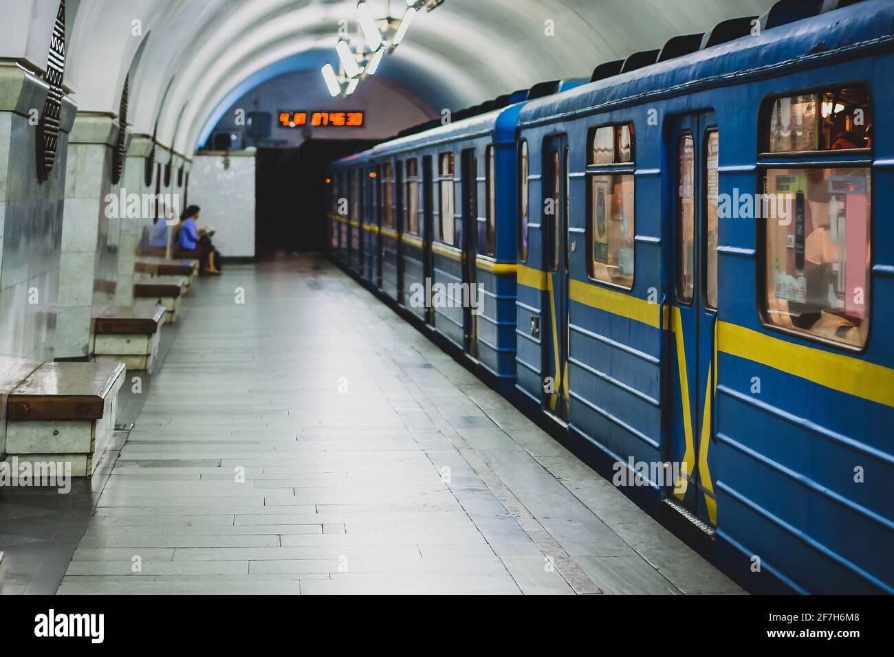 Underground metro subway kiev ukraine -Fotos und -Bildmaterial in hoher ...