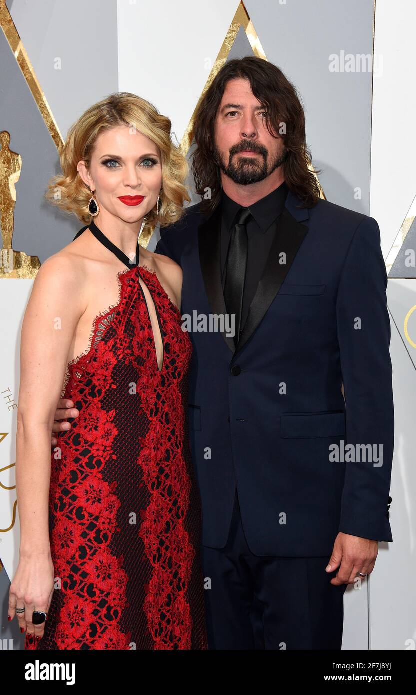 Jordan Blum Grohl Stockfotos und -bilder Kaufen - Alamy