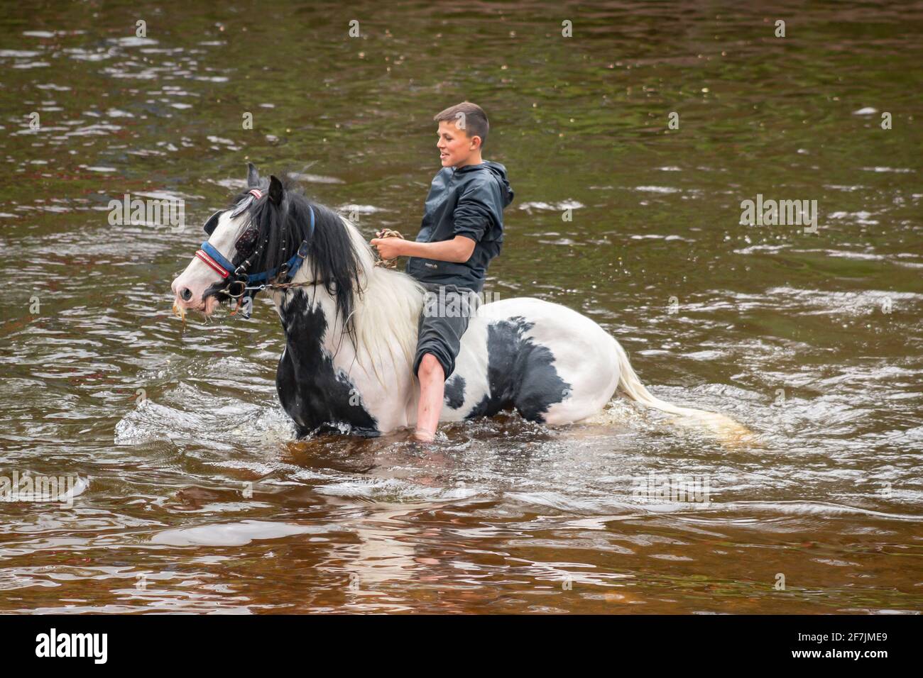 Zigeuner teens -Fotos und -Bildmaterial in hoher Auflösung – Alamy