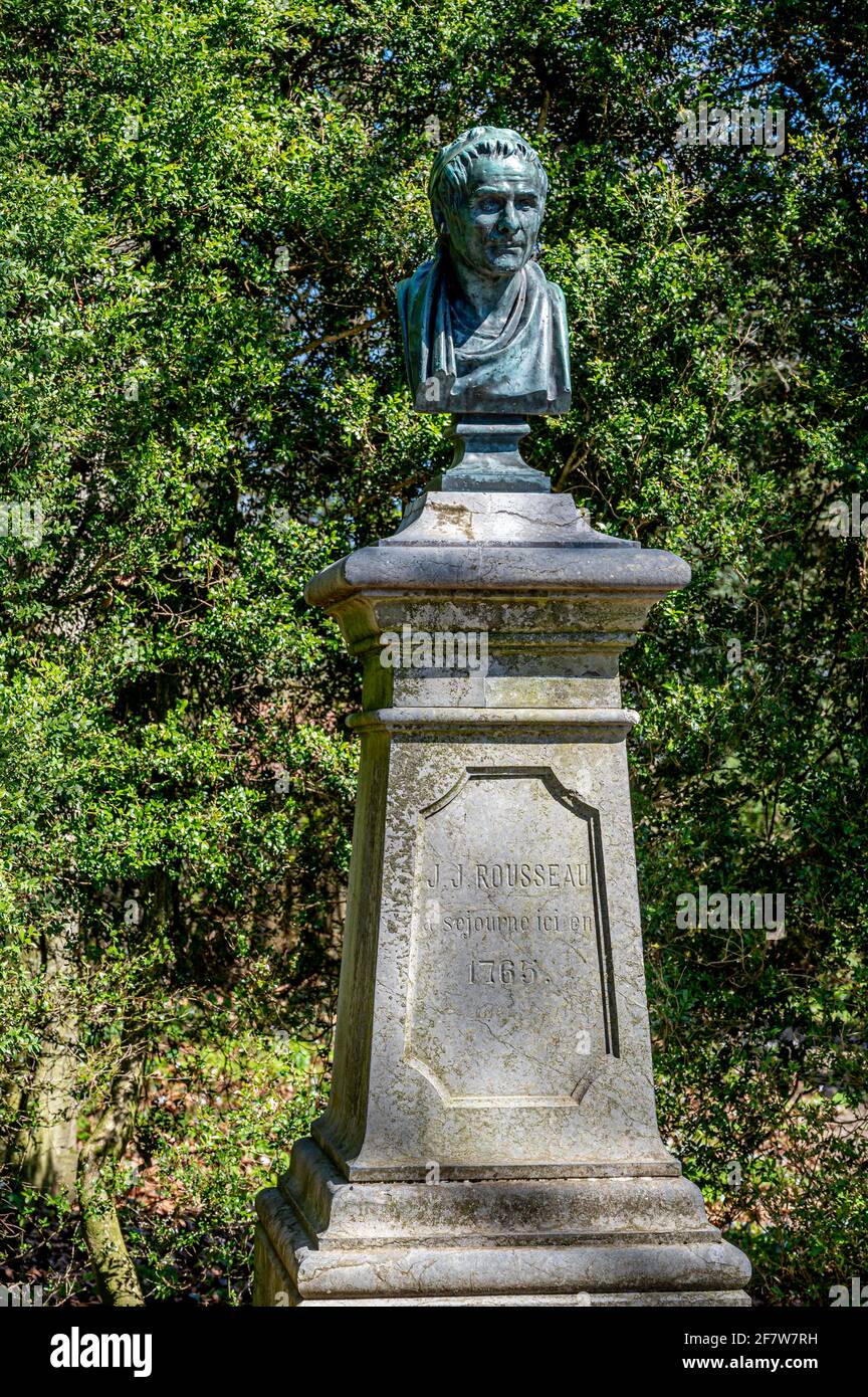 Peter's island jean jacques rousseau -Fotos und -Bildmaterial in hoher ...