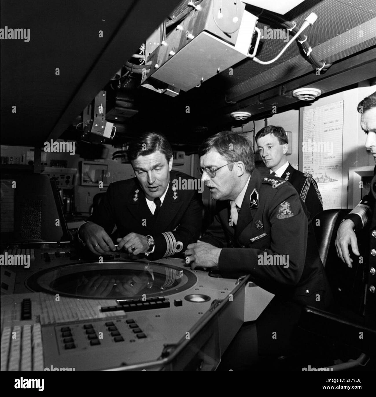 Orientierungsbesuch Generalleutnant W.J. Loos, Kommandeur des ersten ...