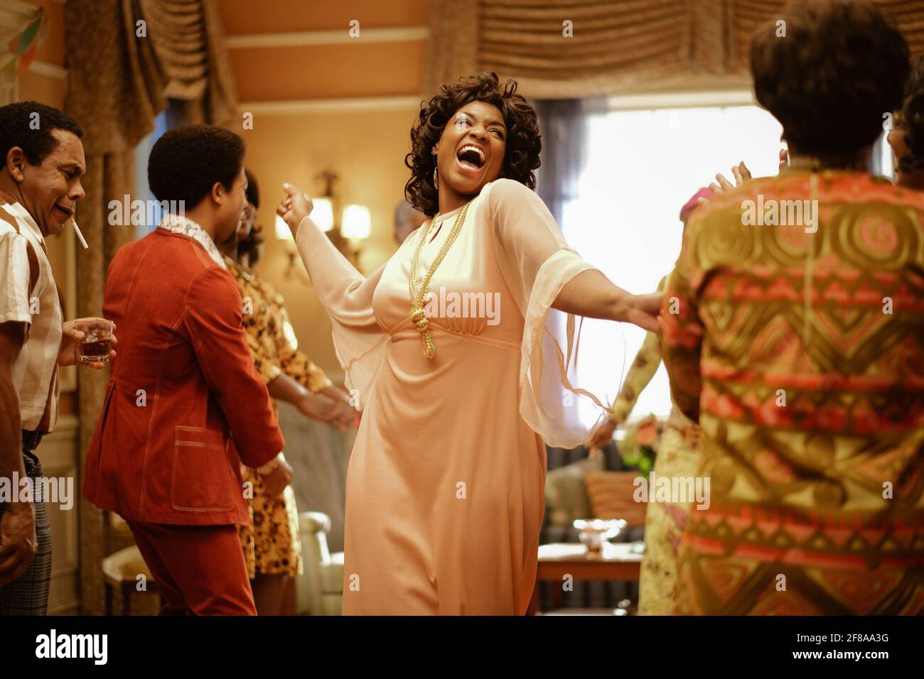 GENIUS, (aka GENIUS: ARETHA), Mitte: Patrice Covington als Erma ...