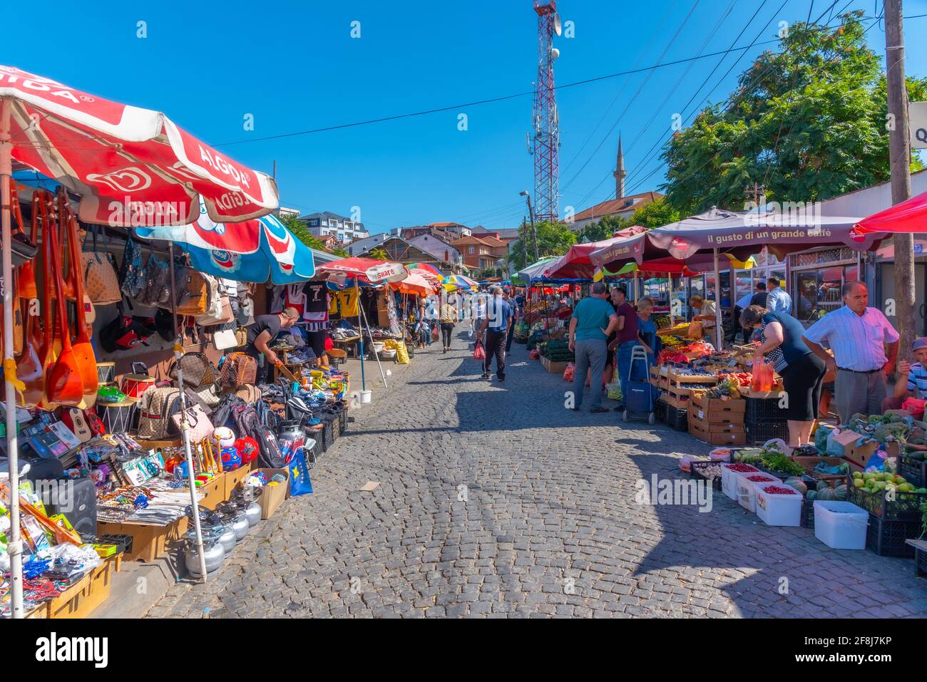 Street market at pristina prishtina -Fotos und -Bildmaterial in hoher Auflösung – Alamy