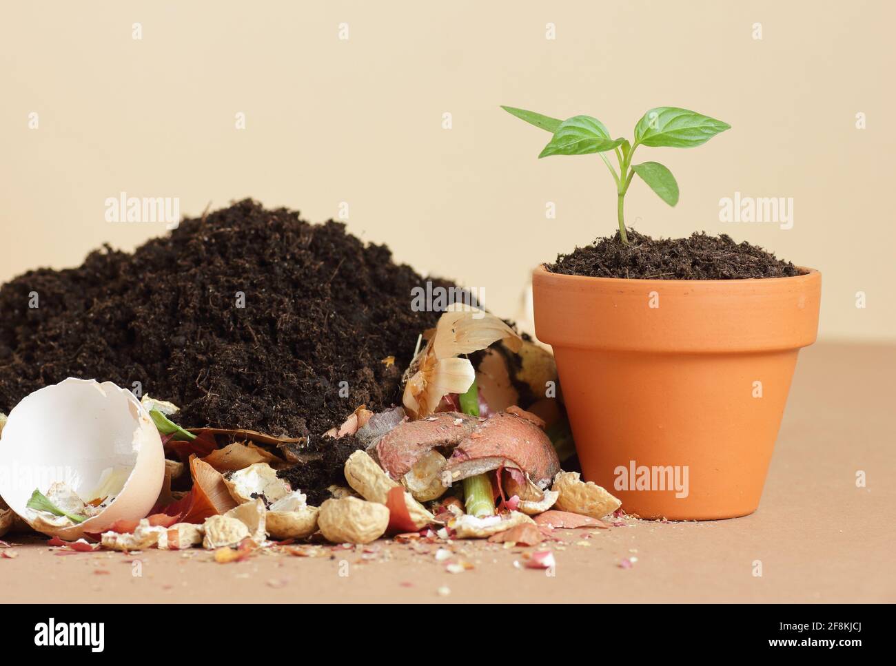 Organische Abfälle, Haufen biologisch abbaubarer pflanzlicher Kompost ...