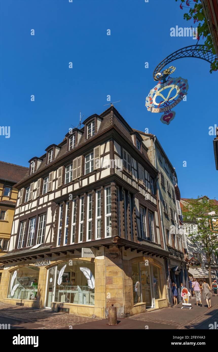 Fachwerk Und Altstadt Aus Colmar, Elsass, Frankreich Stockfotografie ...